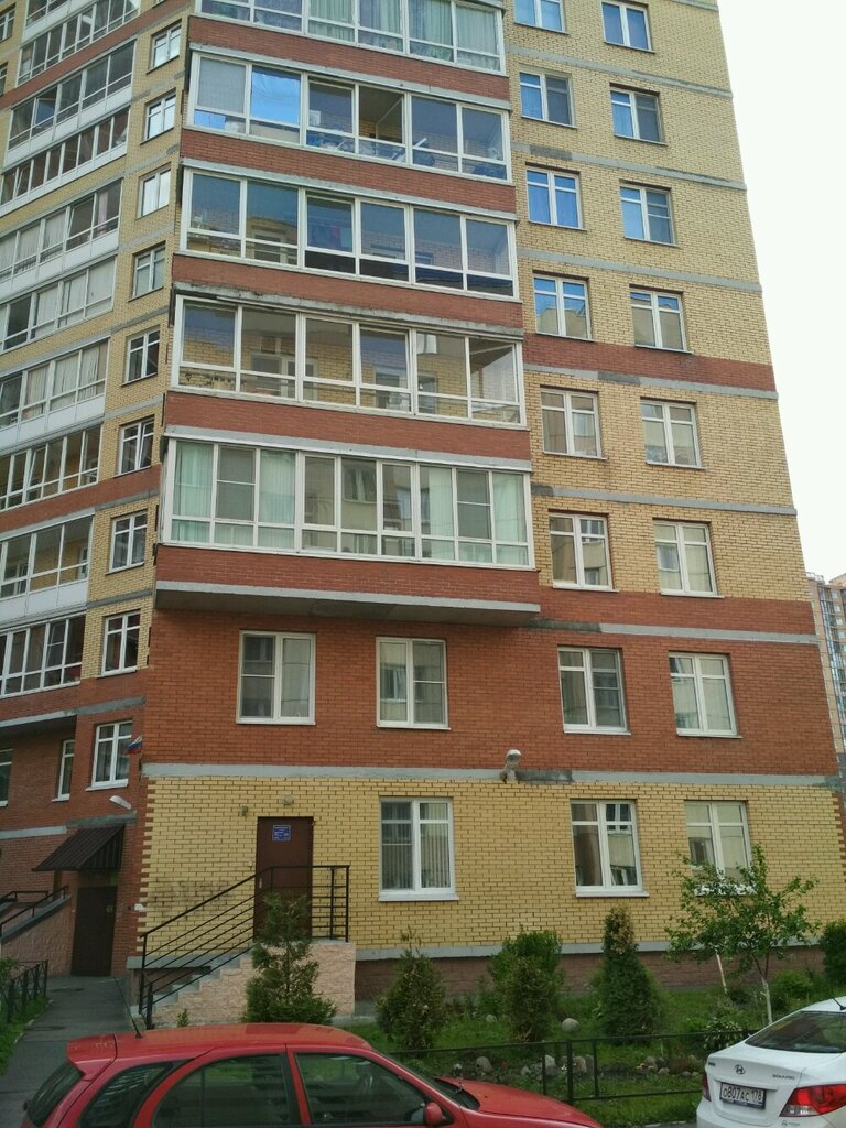 Bina, site yönetimi Lyzhny-7, Saint‑Petersburg, foto