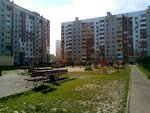 Детская игровая площадка (Pobedy Avenue No:212А), oyun alanı  Kazan'dan