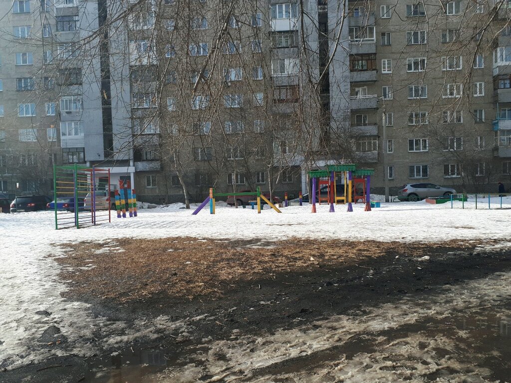 Oyun alanı Playground, Yekaterinburg, foto