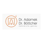 Zahnärzte Dr. med. Dent. Christian Adamek und Dr. med. Dent Heike Böttcher (Kirchenplatz No:1, Erlangen), özel ağız ve diş sağlığı klinikleri ve muayenehaneleri  Herzogenaurach'tan