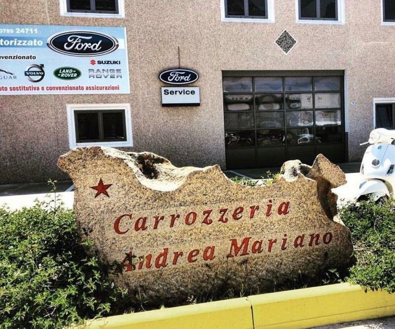 Otomobil servisi Autocarrozzeria Mariano Andrea, Sardunya, foto