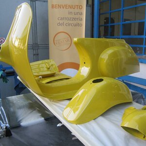 Carrozzeria Col di Lana (Via Col di Lana No:17, Monza), otomobil servisi  Monza'dan