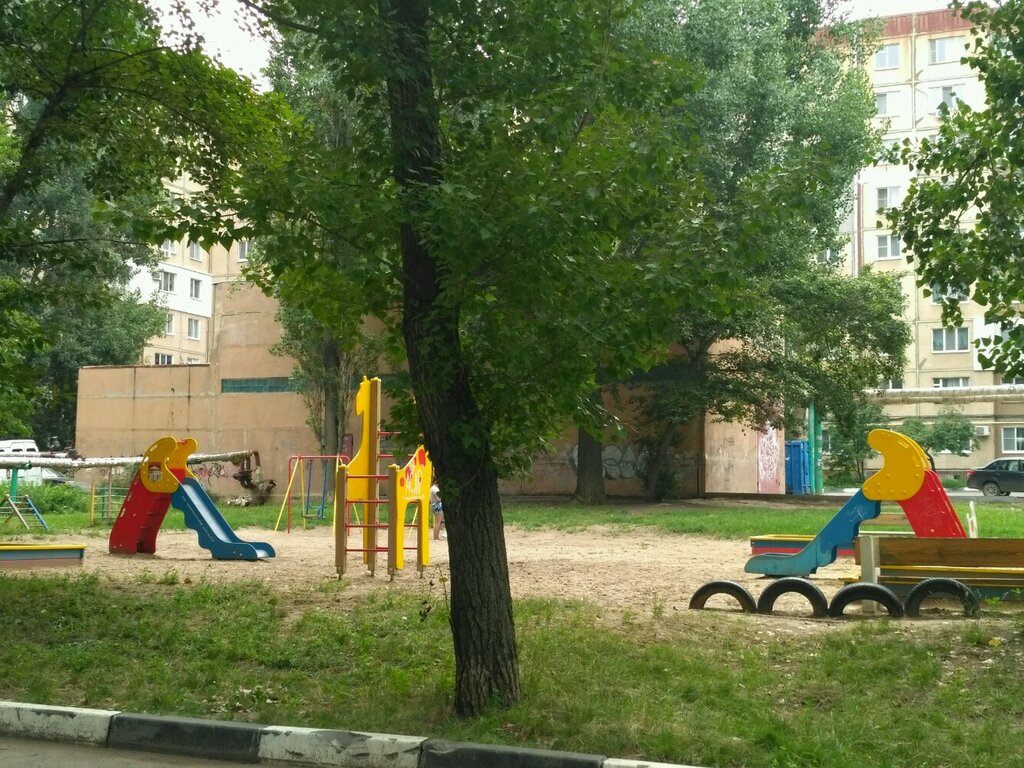 Oyun alanı Playground, Saratov, foto