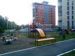 Playground (Abubekira Teregulova Street No:4, Privolzhskiy City Administrative District, mikrorayon Gorki-3, mikrorayon Ekopark Dubrava), oyun alanı  Kazan'dan
