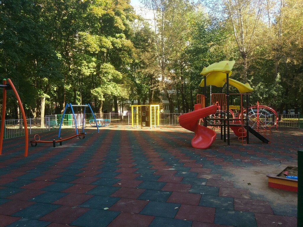 Oyun alanı Playground, Moskova, foto