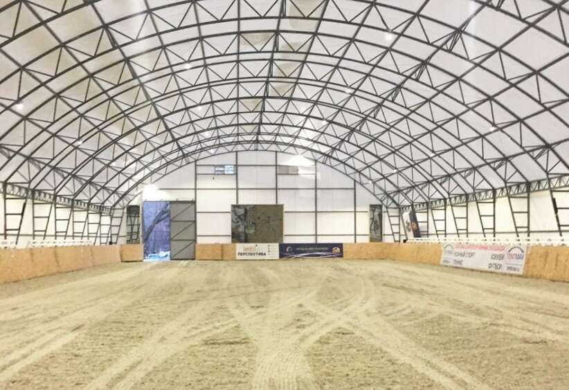 At ve binicilik kulüpleri Equestrian school of Marina Vorobyova, Moskova, foto