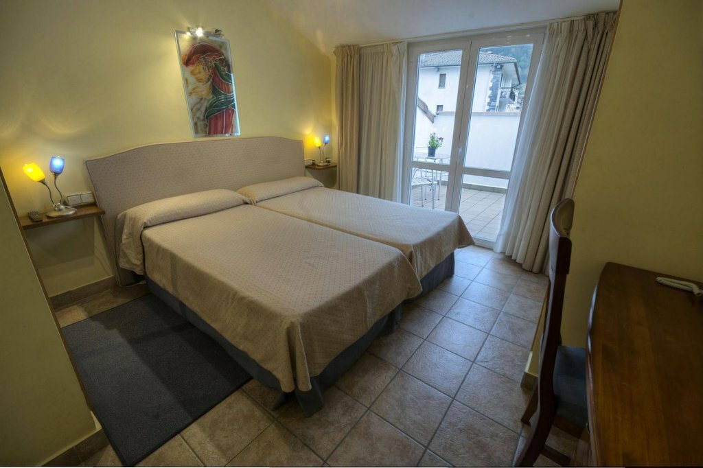Otel Leizarooms, Navarra, foto