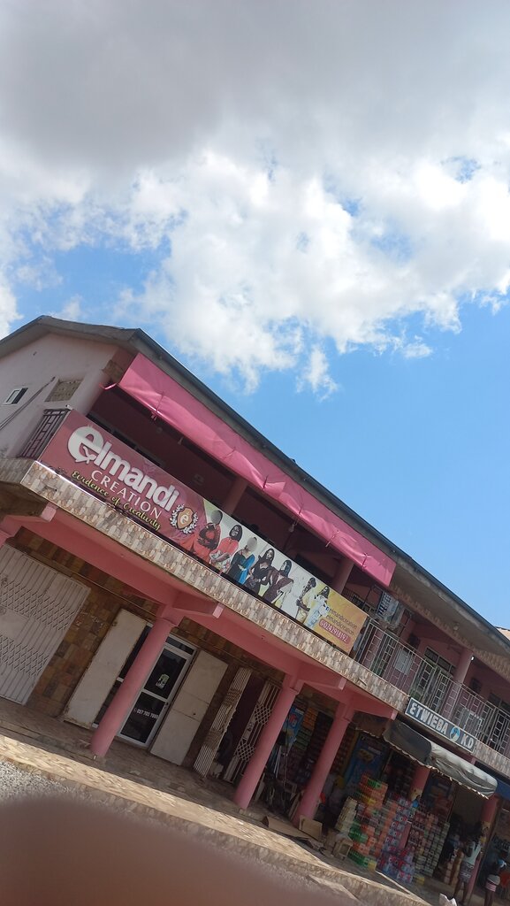 Giyim mağazası Elmandi Creation, Dünya, foto