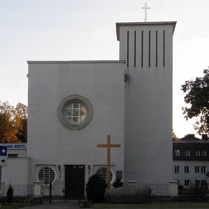 Catholic Church of St. Peter and Paul in Rivne (Soborna vulytsia No:213), katolik kiliseleri  Rovno'dan