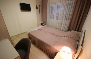 Guest house Alina (Chkalova Street No:18, Adler), otel  Soçi'den