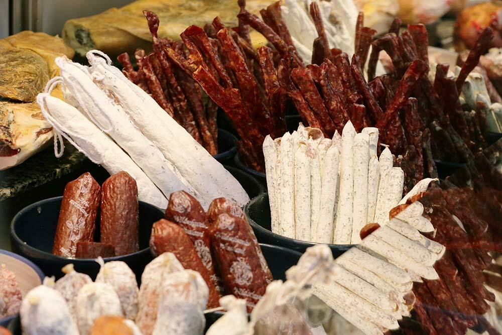 Restoran Braun‘s Südländische Spezialitäten – Käse, Oliven, Antipasti, Schinken & Salami, Bonn, foto