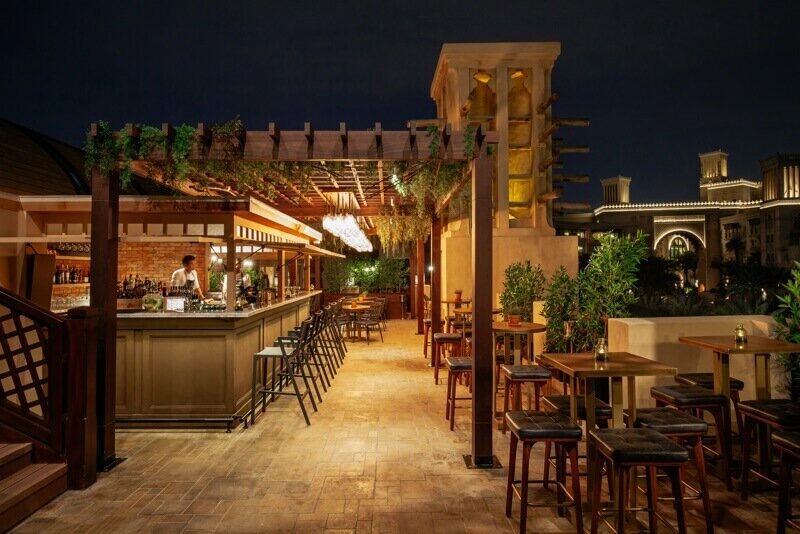 Restoran Folly, Dubai, foto