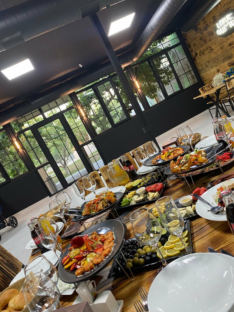 Restoran Luse Garden Cafe & Restaurant, Erivan, foto