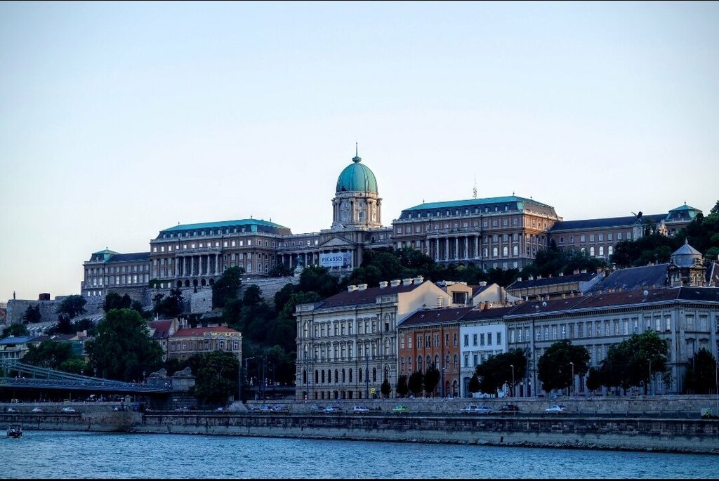 Turistik yerler Budai Palota, B Épület, Budapeşte, foto