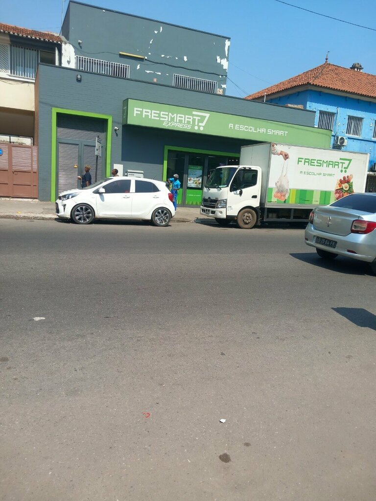 Süpermarket Fresmart Express Kinaxixi, Loanda, foto