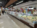 Продукты (Kosmonavtov Avenue No:41), market  Yekaterinburg'dan