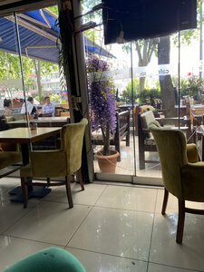 Limos Cafe (İstanbul, Fatih, Turgut Özal Millet Cad.), kafe  İstanbul'dan