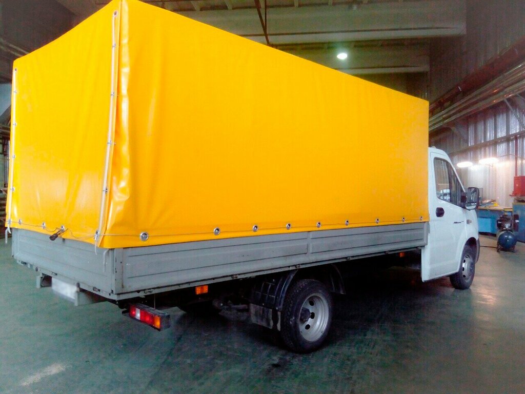 Çerçeve ve çadır yapıları TentTambov, Tambovskaya oblastı, foto