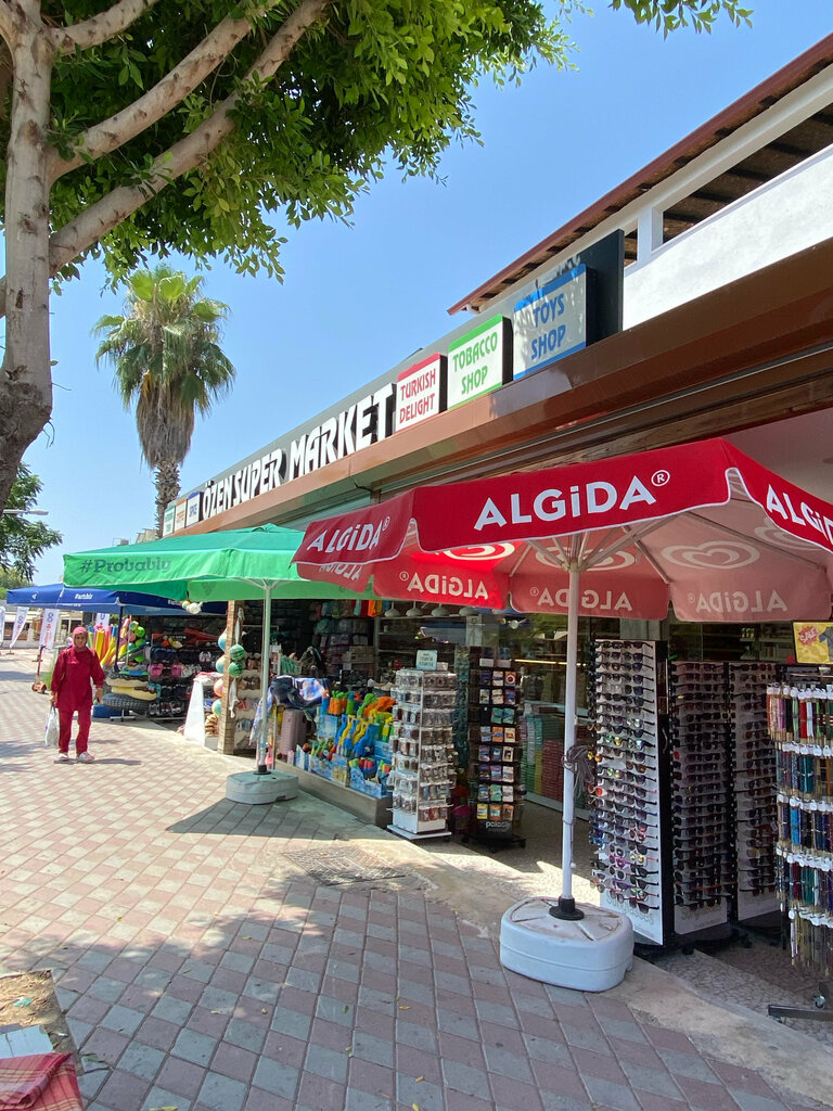 Süpermarket Özen Super Market, Kemer, foto