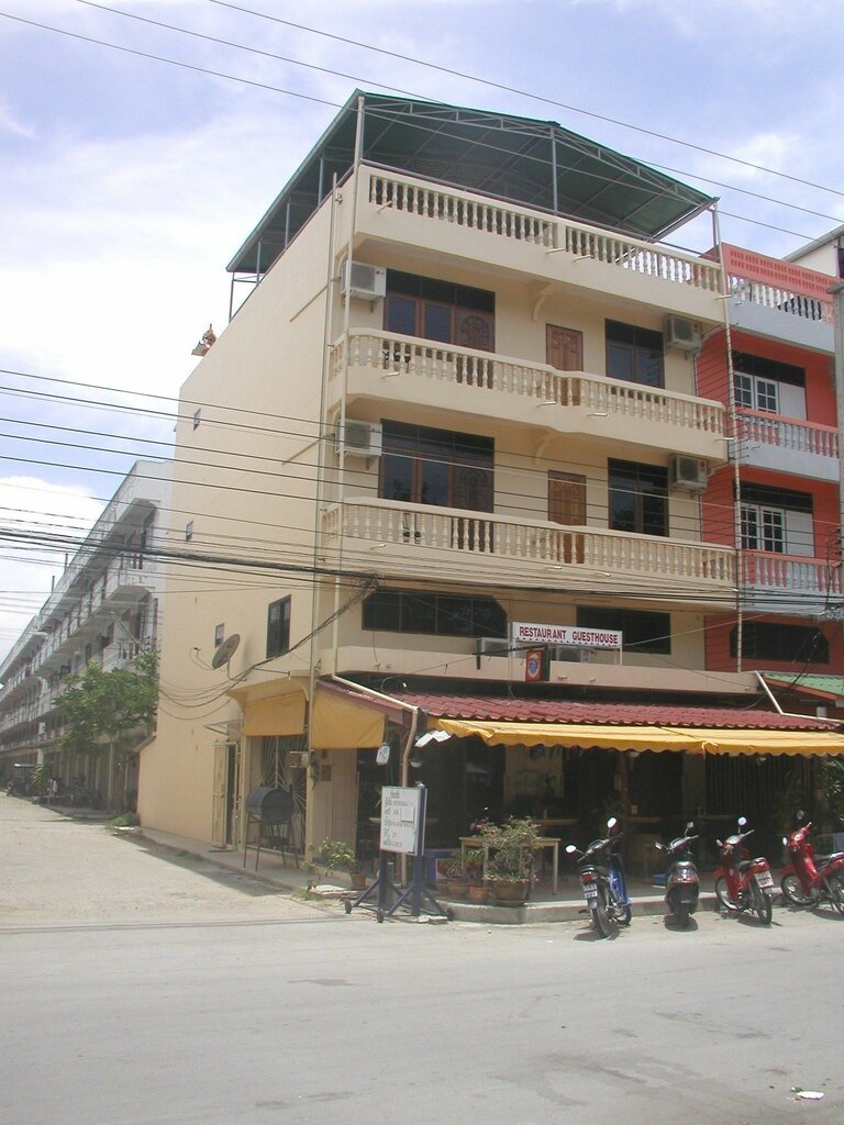 Otel Urs Treff Guesthouse, Dünya, foto