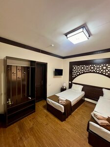 Muhtasham (Poyi Ostona koʻchasi No:2, Koʻkaldosh mahalla fuqarolar yigʻini, Bukhara), otel  Buhara'dan