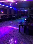 Наиз (Armavir Region, T-3-4), gece kulüpleri  Armavir'den