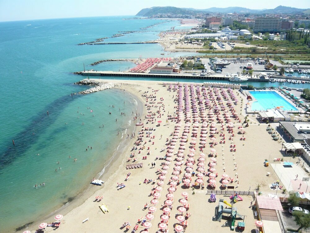 Otel DuoMo hotel, Rimini, foto