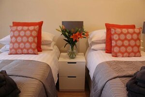 The Maelor - Berwyn House - Central Wrexham - Sleeps Up To 6 (Wales, Wrexham - Wrecsam, Chester Road), otel  Wrexham'dan