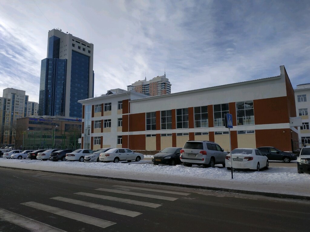Otoparklar Parking, Astana, foto