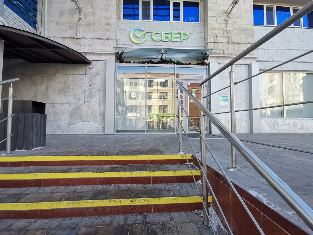 ATM'ler Sberbank Rossii, bankomat, Omsk, foto