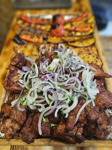 Mangal Sity (No:28, SNT Zarya), kafe  Hantı‑Mansi Özerk Okrugu'ndan