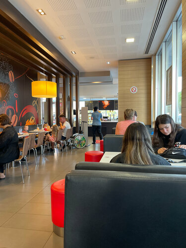 Kafe McDonald's, Baf (Paphos), foto