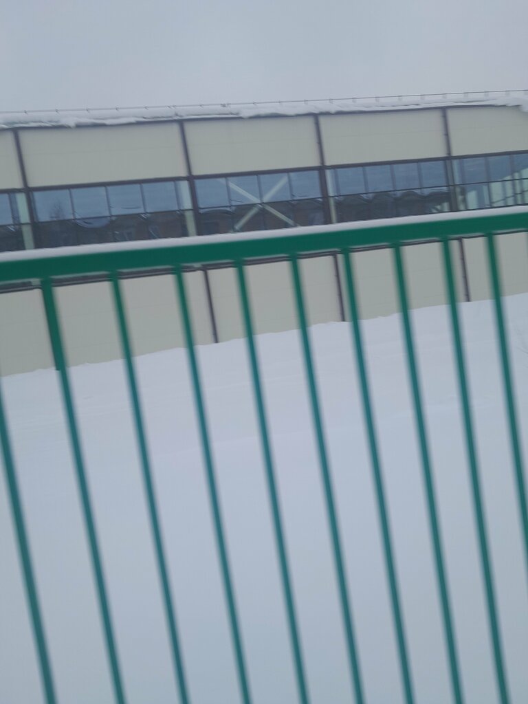 Çok amaçlı spor tesisleri Центр единоборств имени Эдуарда Захарова, Uhta, foto