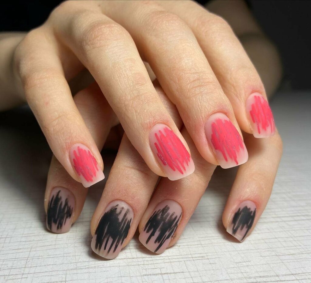 Uzman hizmetleri ChikAnAils, Moskova, foto