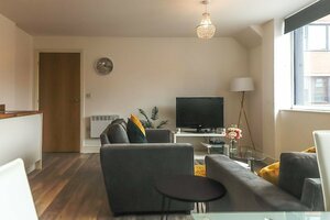 Inviting 2-bed Apartment in Derby (England, Derby), otel  Derby'den