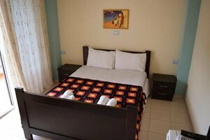 Hotel Kolagji (Vlorë County, Vlorë), otel
