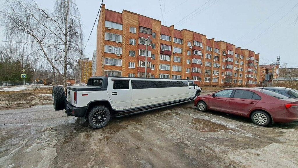 Ortaokul G. Lukhovitsy shkola № 2, Luhovitsy, foto