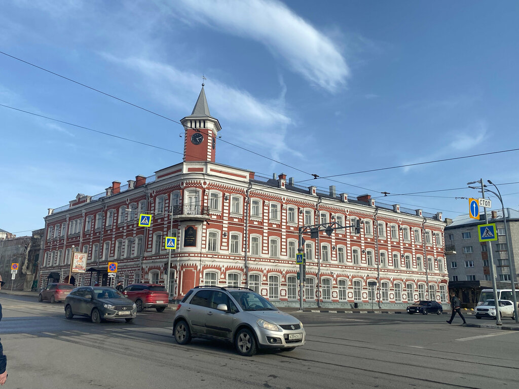 Unutulmaz olayların yeri Goncharov Clock, Ulyanovsk, foto