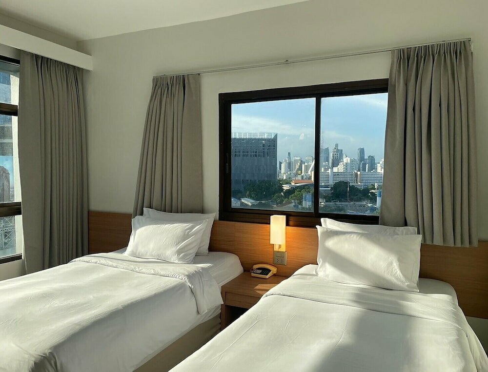 Otel Pinnacle Lumpinee Park Hotel, Bangkok, foto