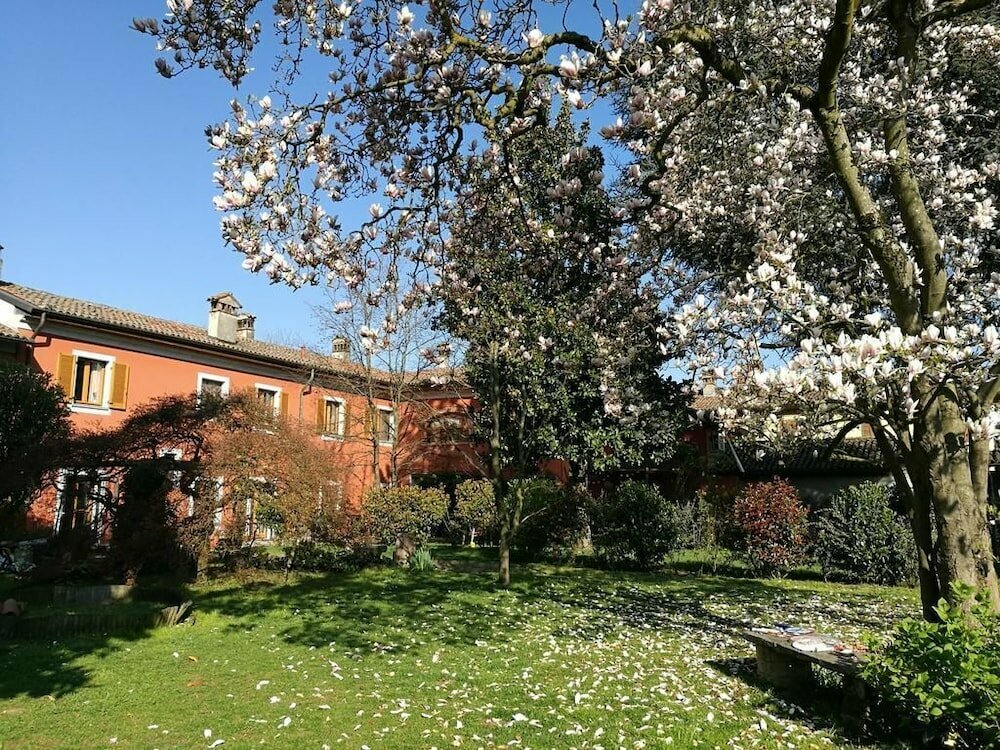 Otel Il Pettirosso, Lombardiya, foto