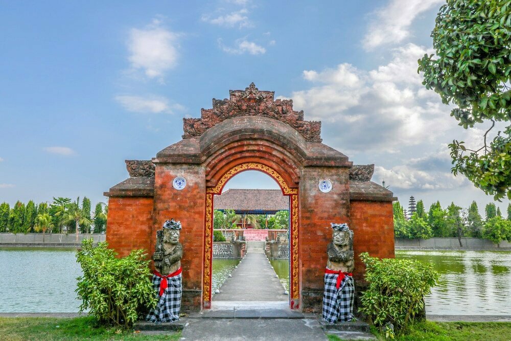 Otel Grand Inn Hotel, Mataram, foto