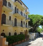 Three-room Apartment With Parking (Sardinia, Sassari, La Maddalena), kısa süreli konaklama  La Maddalena'dan