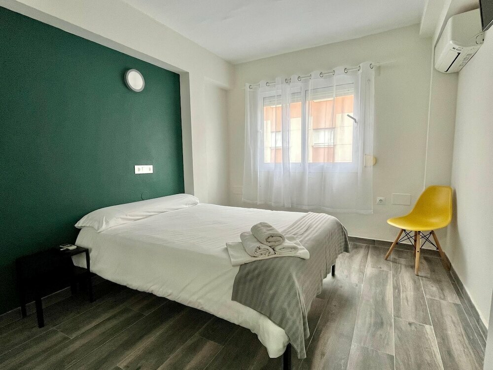 Otel Click & Room, Torremolinos, foto