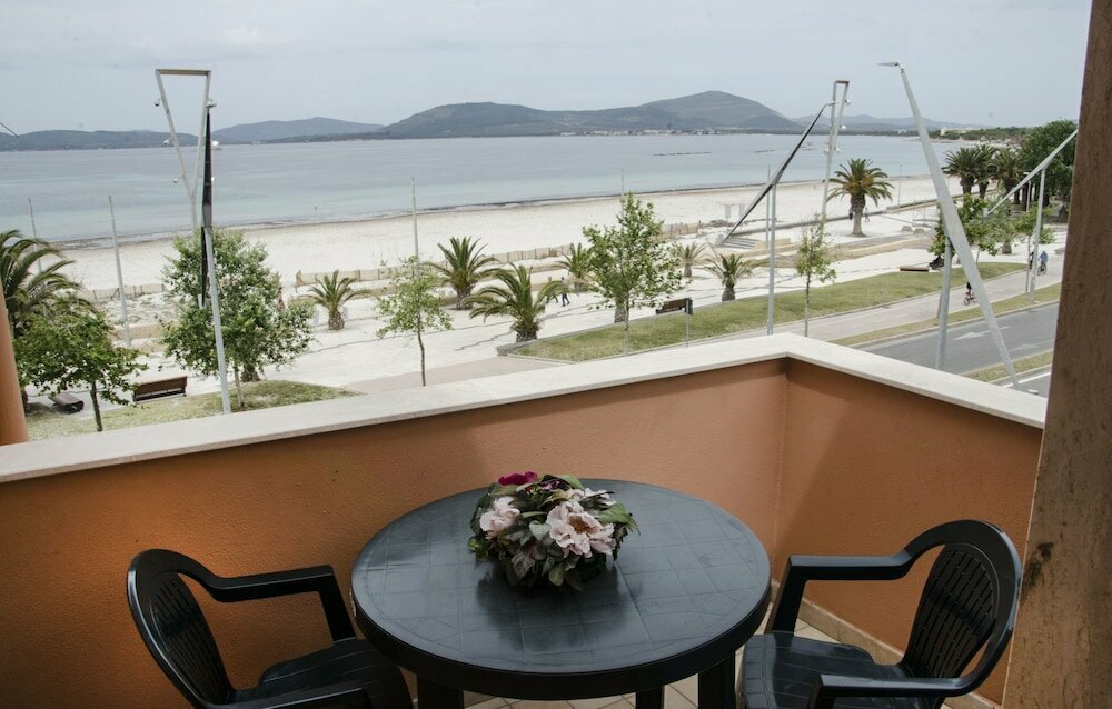 Otel Janas de Mar, Sardunya, foto