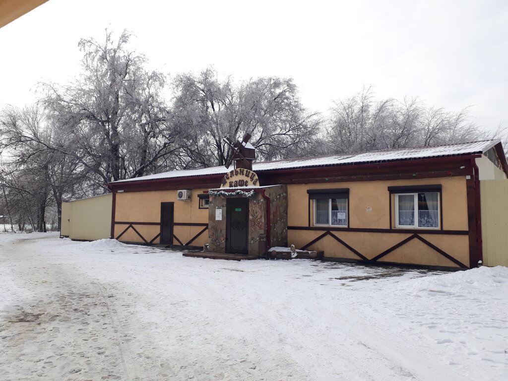 Kafe Housle, Zverevo, foto