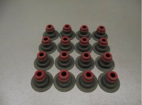 Otomobil yedek parçaları Saturn Vue, Saint‑Petersburg, foto