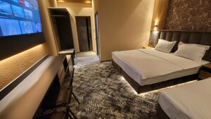 Homy House Hotel (Inoqobod passage 2 No:21, Tashkent), otel  Taşkent'ten