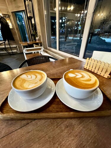 Kahve dükkanları Coffeeino, Radujny, foto