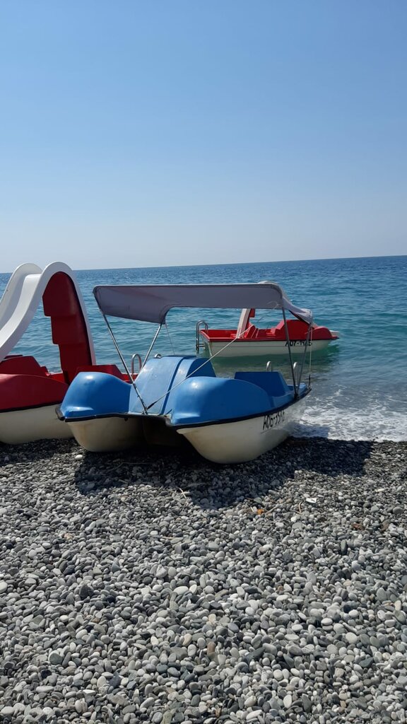 Kiralama noktası Прокат катамаранов, Gagra, foto
