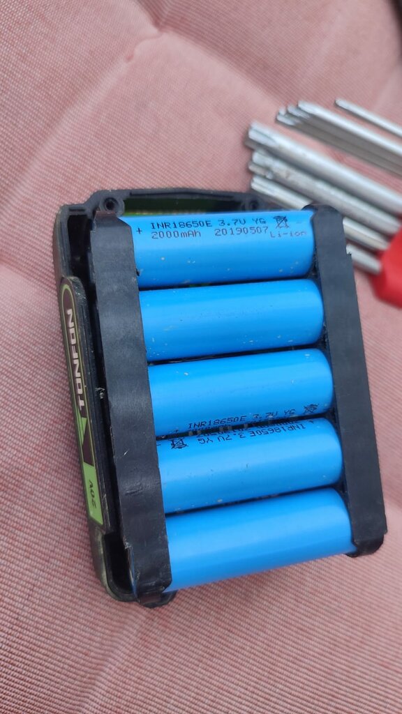 Akümülatör ve şarj cihazları Аккумуляторы для электротранспорта, Krasnodarski krayı, foto